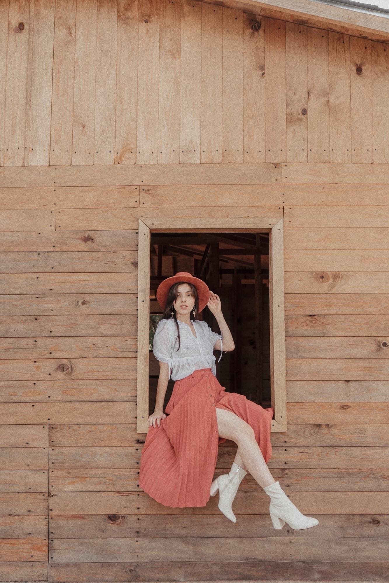 Stef Valencia Galería On The Road 2 | The Peach App ️